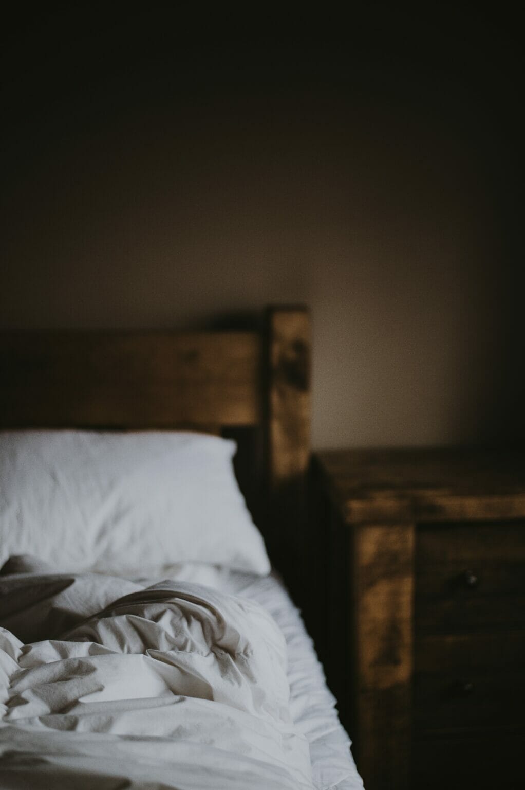 21 Things to Do when Bored at Night - Goodbye Self Help